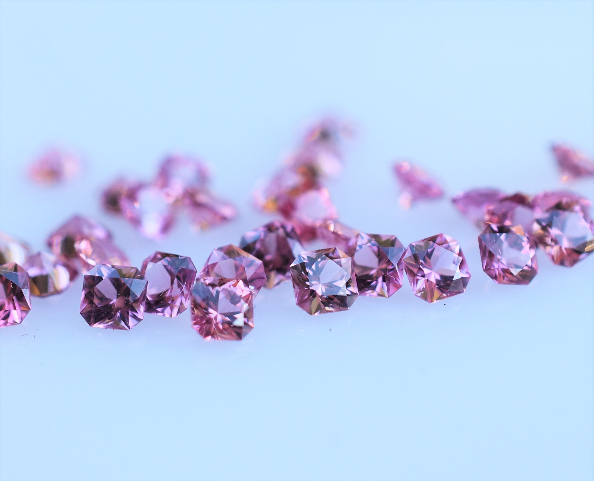 Vietnamese Peach Pink Spinel Gemstone: 3mm Flanders Cut - Etsy