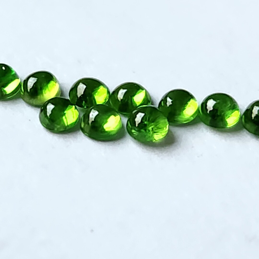 2.5mm Russian Demantoid Garnet Cabochon, Sold per Piece - Etsy