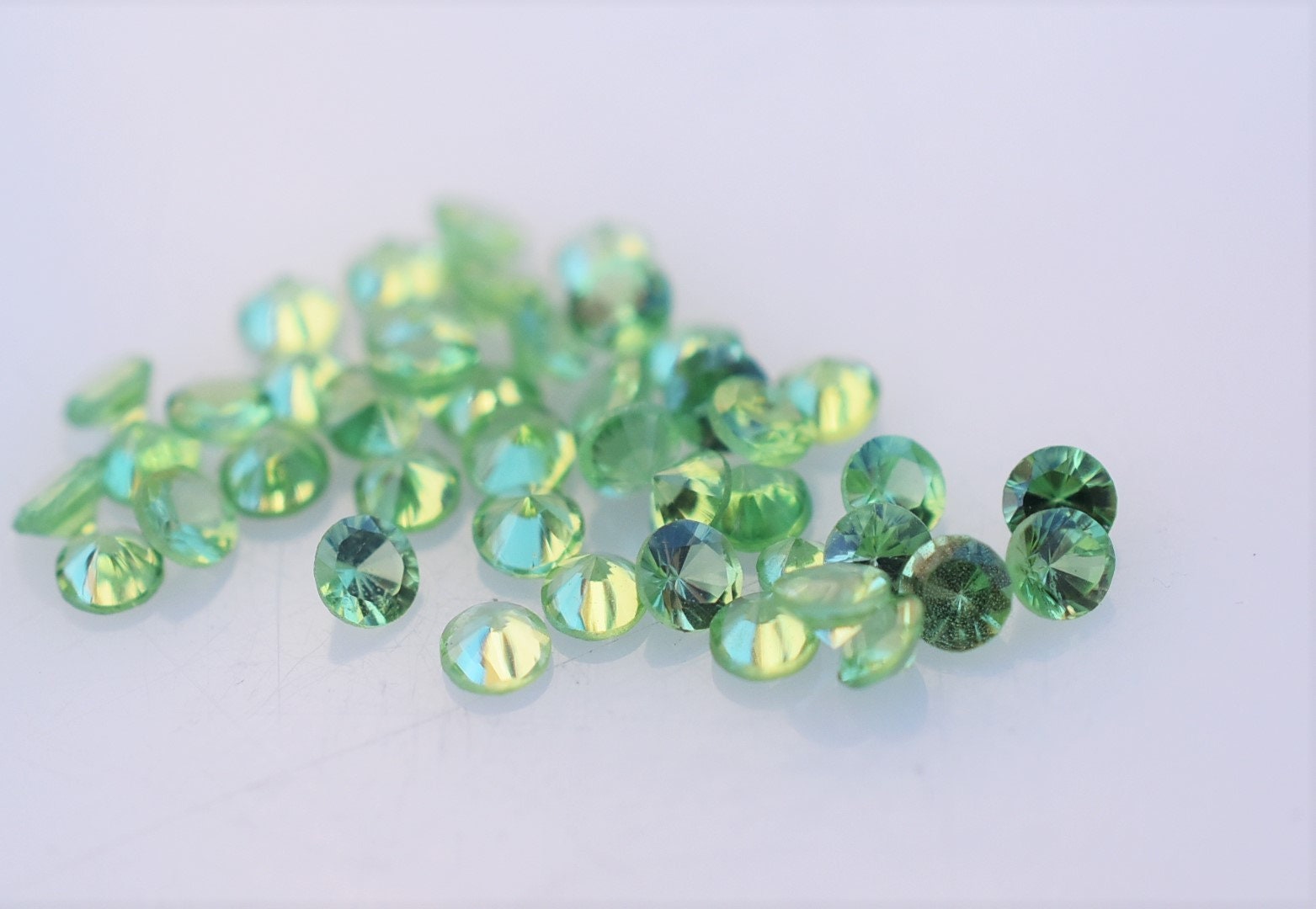 Green Garnet Round 2mm Merelani Mint Garnet Melee January Birthstone Green Garnet Great for Halo or Custom Work SOLD PER PIECE. Etsy UK