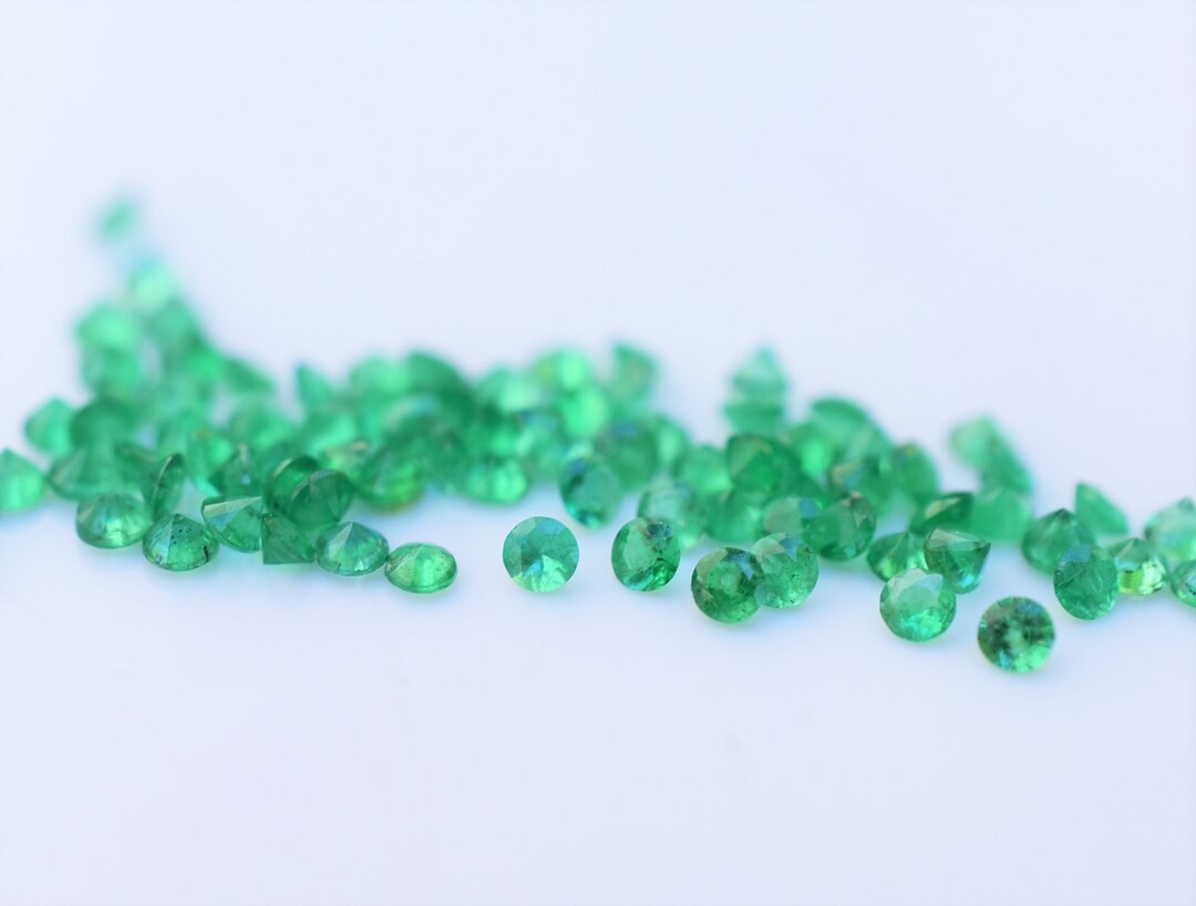 Emerald Melee From Afghanistan, Swat Valley Emerald 1.5mm Rounds, Low ...