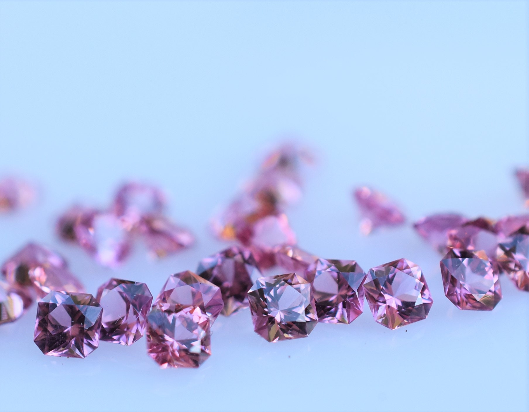 Vietnamese Peach Pink Spinel Gemstone: 3mm Flanders Cut - Etsy