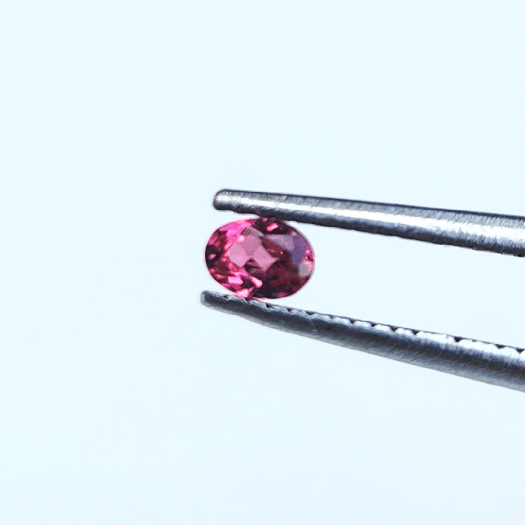 Burmese Red Spinel Melee: 3x2mm Oval Gemstone, Sold per Piece - Etsy ...