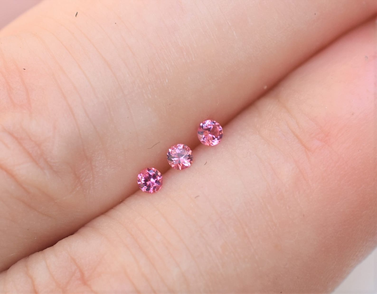 Orange Peach Spinel 2mm Round Imperial Color Spinel Melee - Etsy