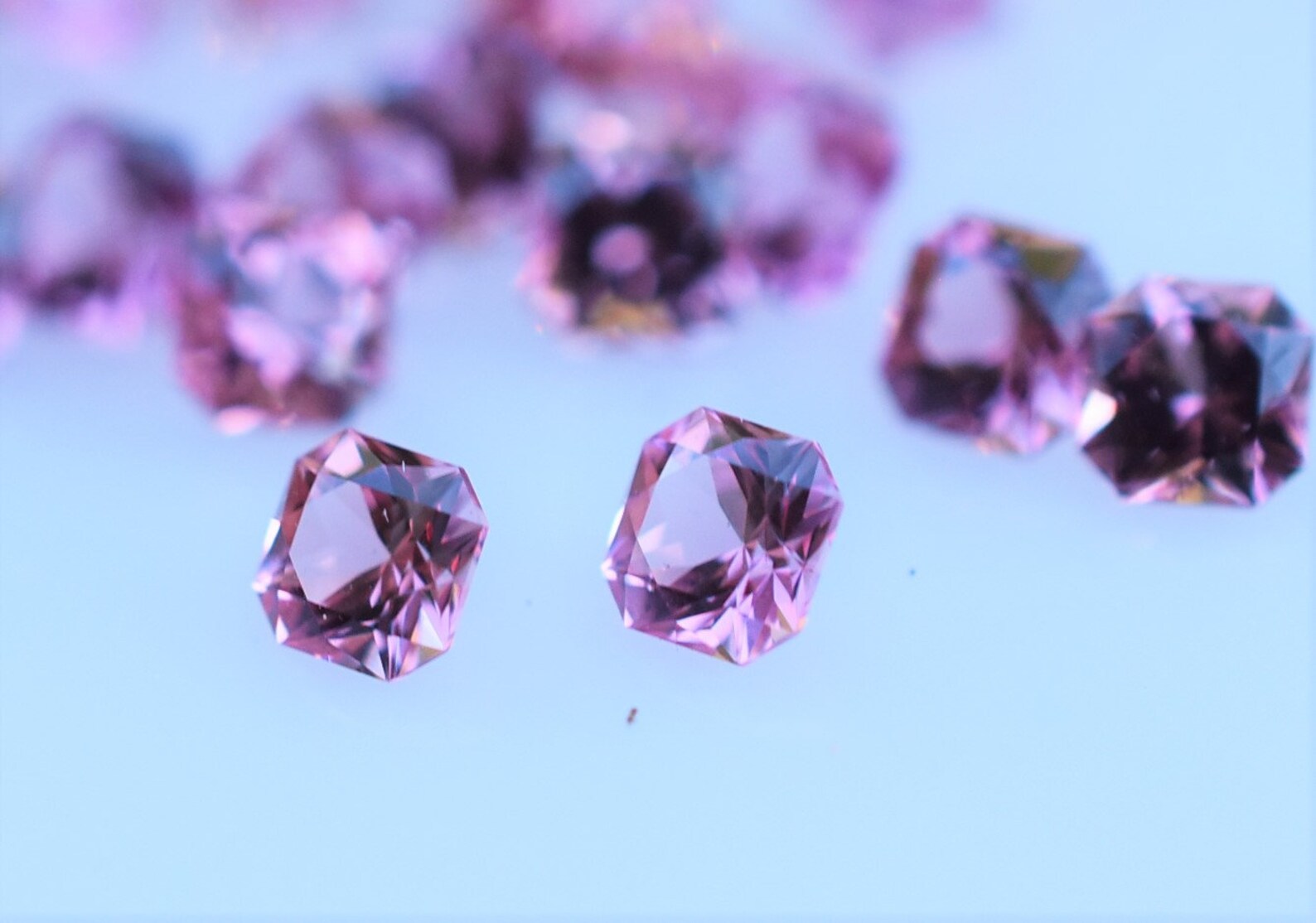 Vietnamese Peach Pink Spinel Gemstone: 3mm Flanders Cut - Etsy