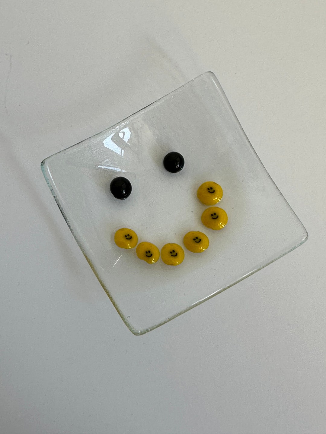 Fused Glass Smiley Face Mini Dish /mini Dish / Smiley Face/ Emoji Dish ...