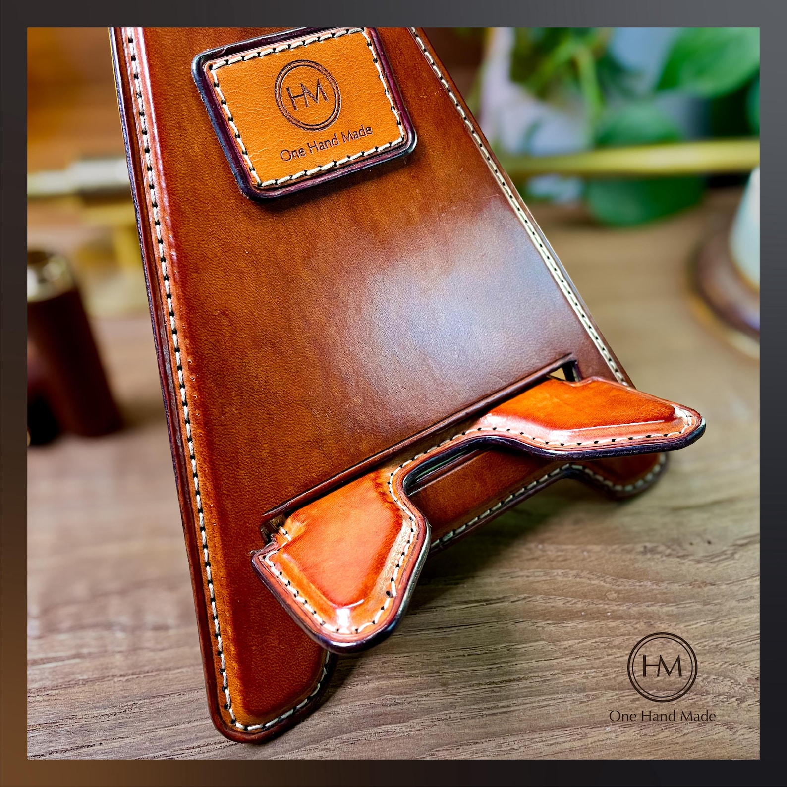 Leather Phone Stand Pattern – PDF, Ai, SVG | DIY Sewing Project ...