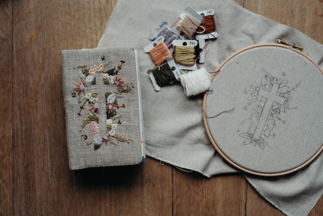 Embroidery Pattern Sewing Pattern Bible Cover Embroidery Sewing Dutch ...