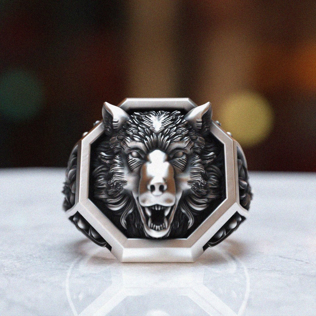 Wolf Head Signet Ring - Handcrafted 925 Silver Statement Ring for Men ...