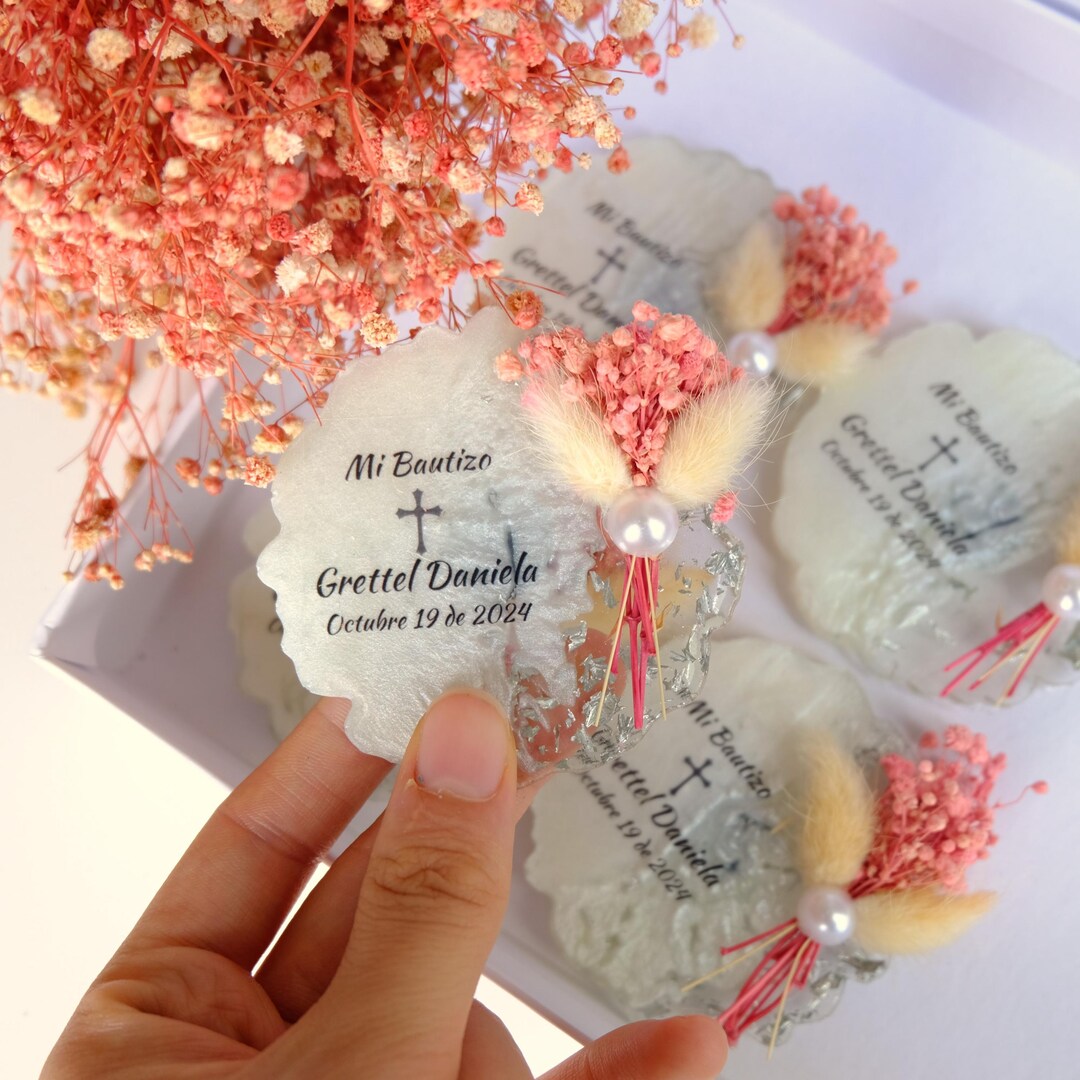 Resin Favors Wedding, Guest Gift at Wedding, Resin Epoxy Magnets Favors ...