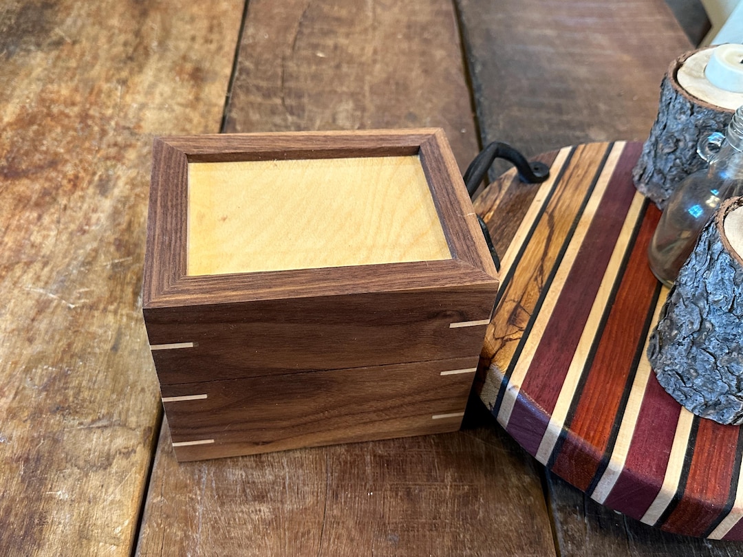 Handmade Walnut Recipe Box With Maple Splines - Etsy