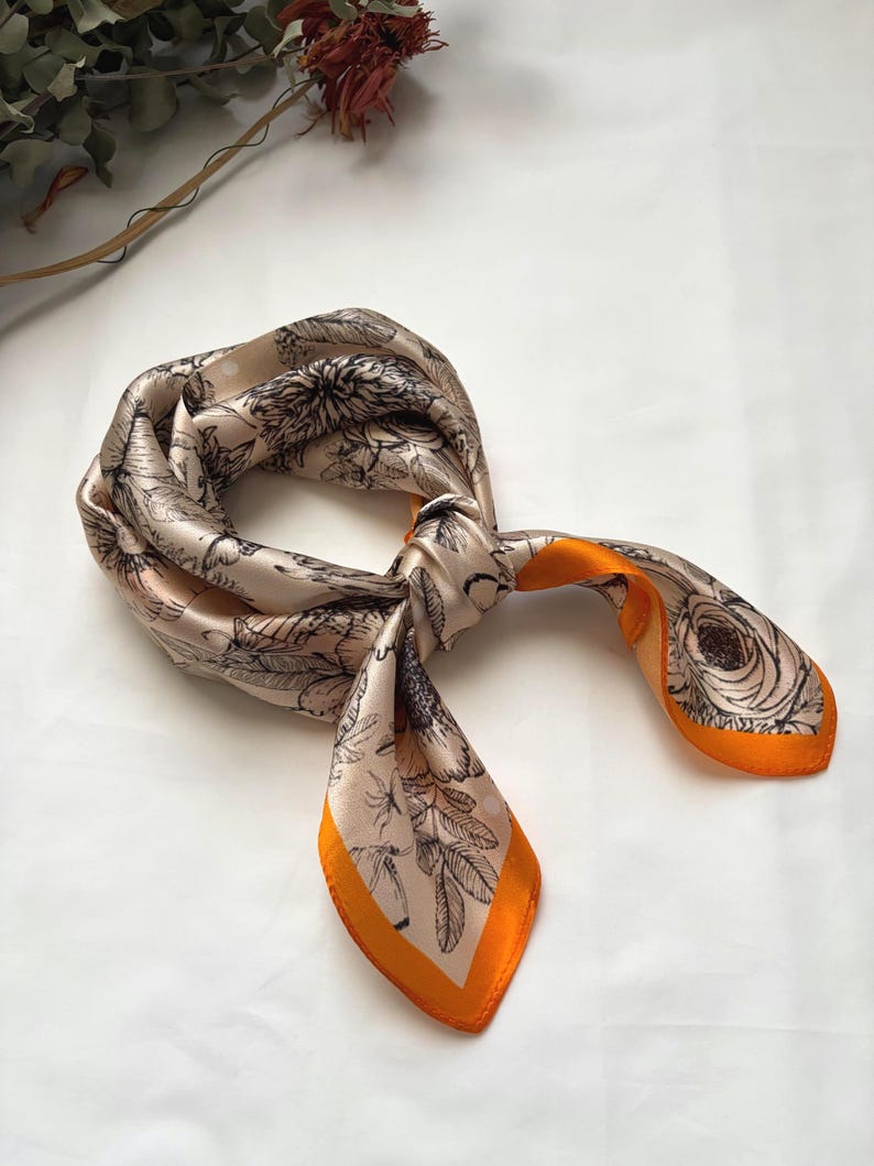 100% Mulberry Silk Scarf, Botanical Illustration Square Neckerchief ...