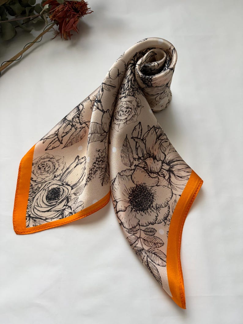 100% Mulberry Silk Scarf, Botanical Illustration Square Neckerchief ...