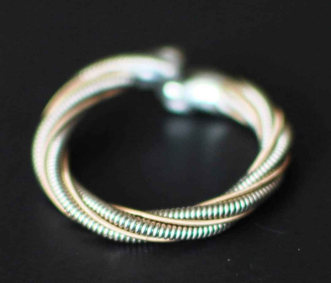 Adjustable Guitar String Ring, Two Strings Twisted Together, Adjustable ...