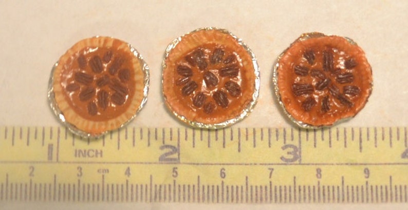 1/12 Scale Pecan Pie - Etsy