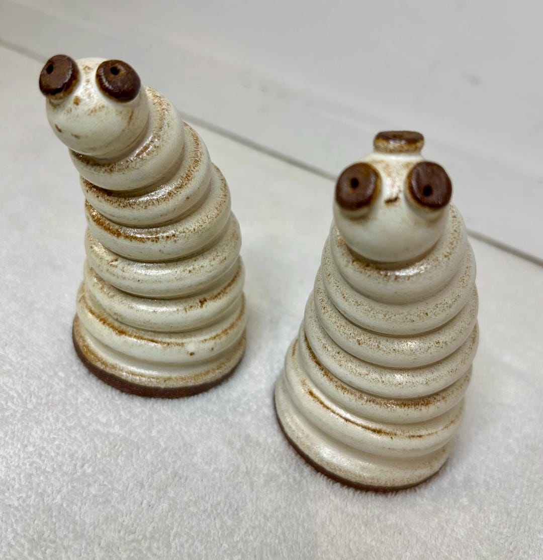 Studio Pottery aliens Salt & Pepper Shakers, Hand-made, Signed, Clay 4 ...