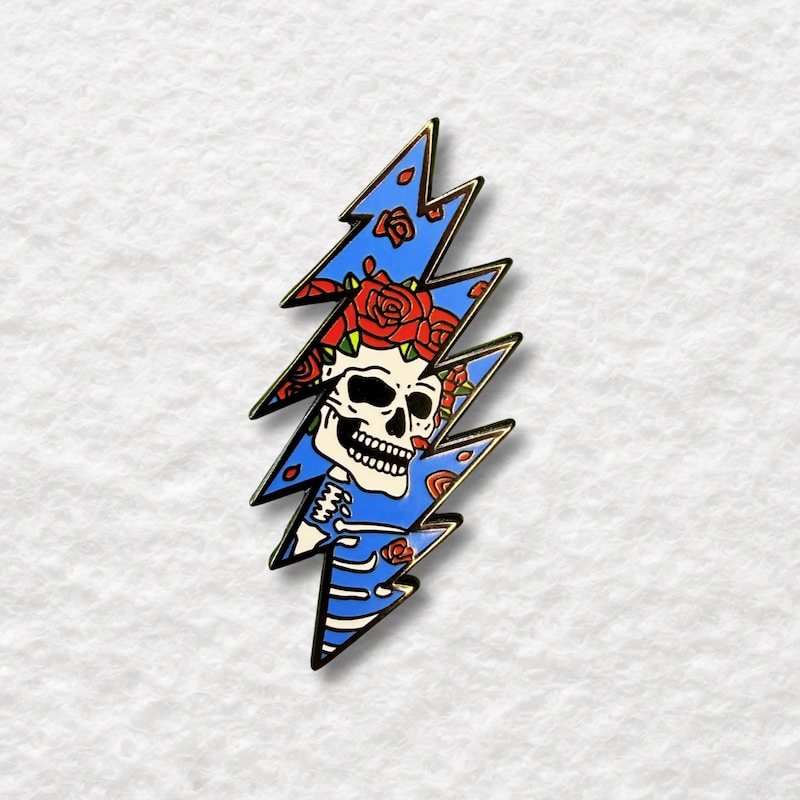Pin Bertha - Etsy