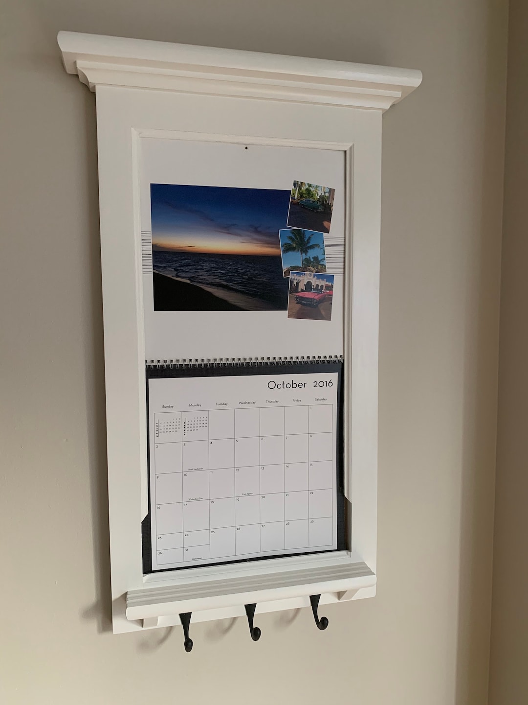 Shutterfly Calendar Frame Family Organizer Storage Shelf With Keyhooks ...