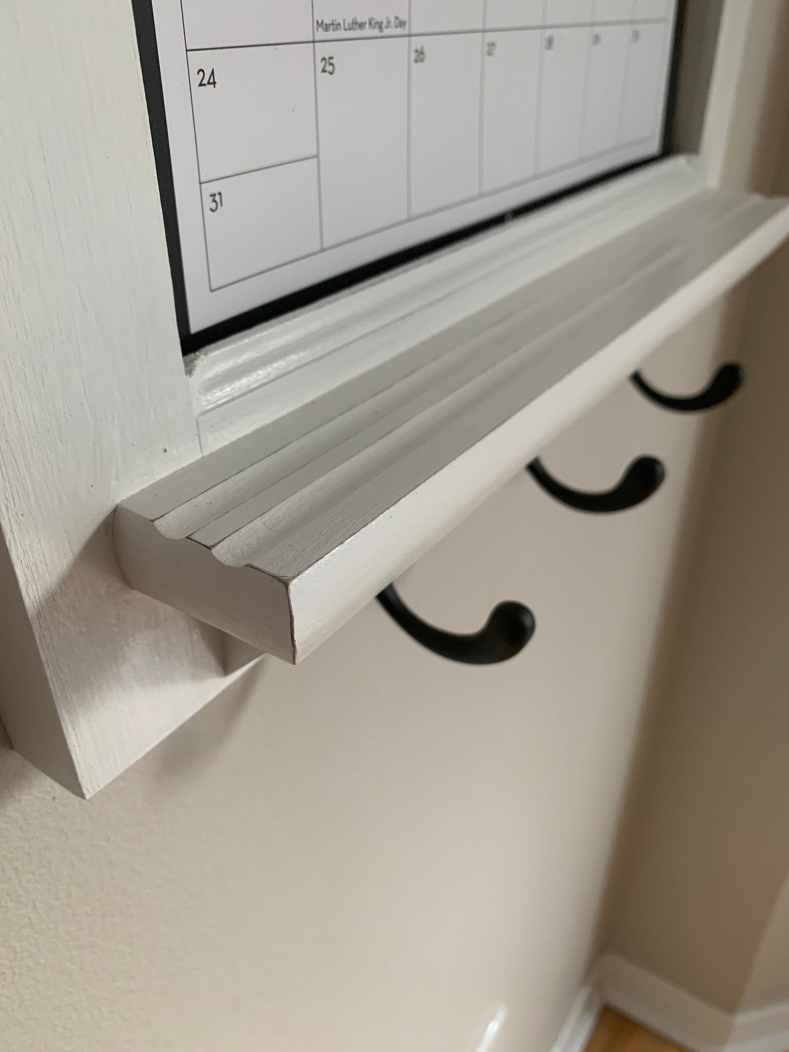 Shutterfly Calendar Frame Family Organizer Storage Shelf With Keyhooks ...