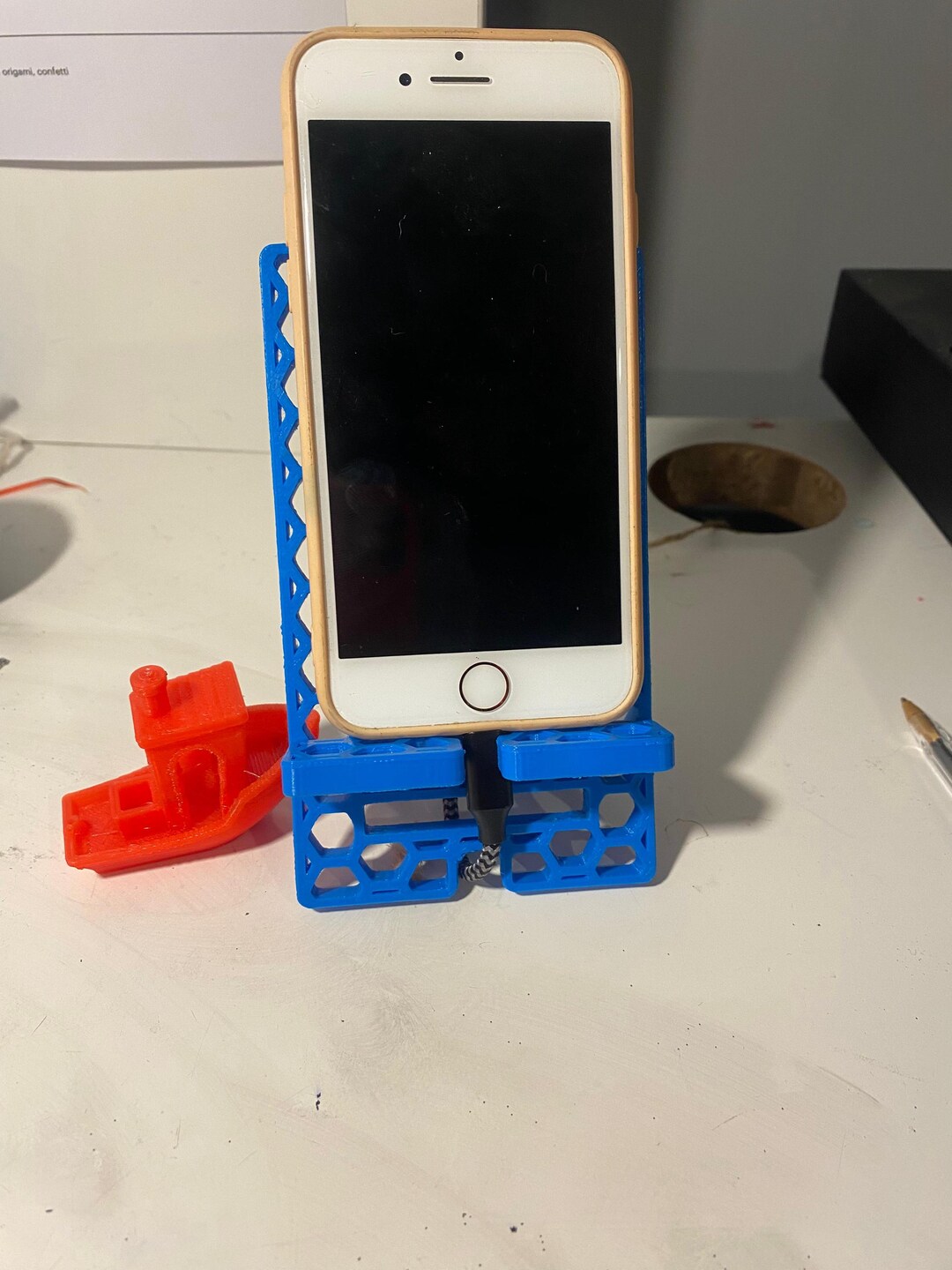 Custom 3D Printed Phone Stand – Stylish & Functional Desk Organizer - Etsy