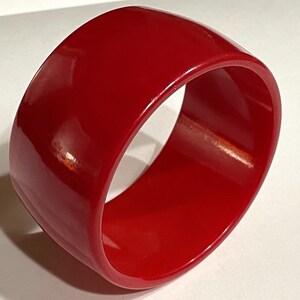 Lipstick-red Bakelite Bangle. 1.5" Super Wide Bracelet. Circa 1940s ...