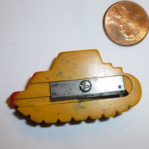 End of Day Bakelite WWII Army Tank Pencil Sharpener: 1940s USA Swirl - Etsy
