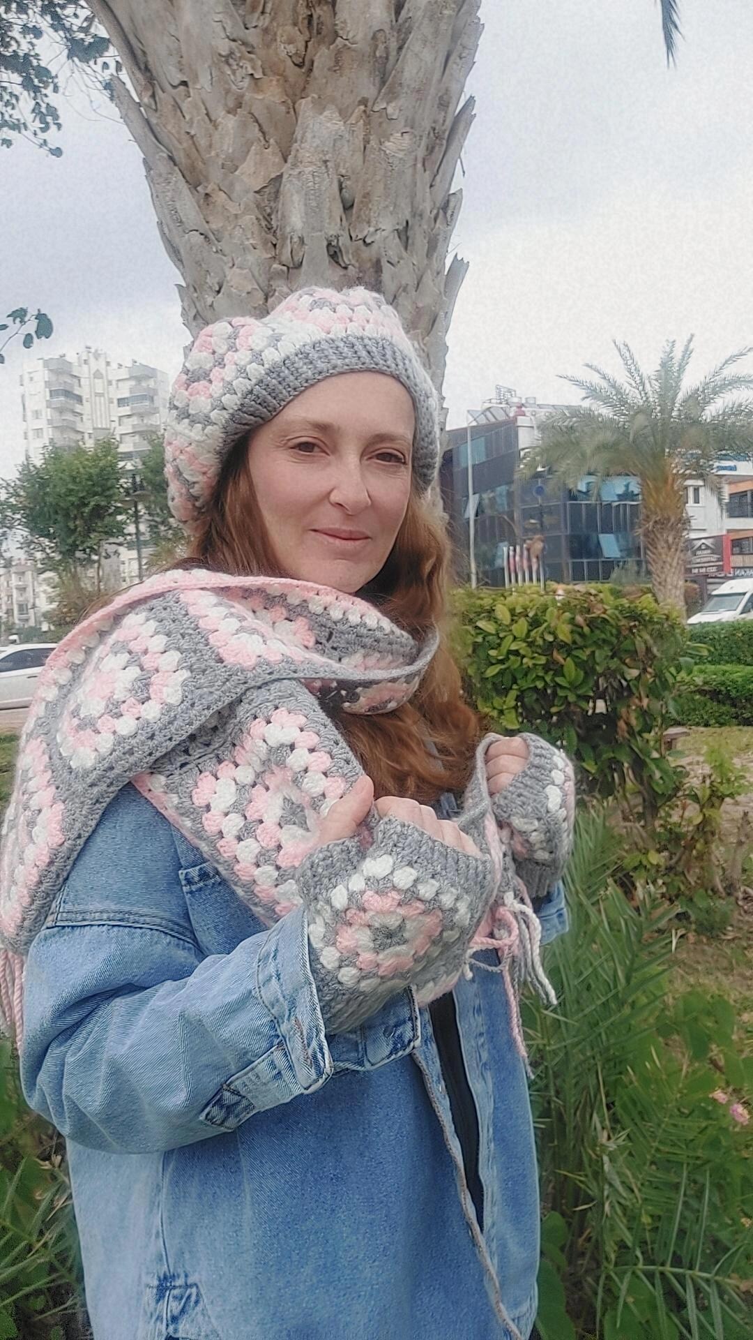 TRIPLE WINTER SET, Crochet Painter Hat, Granny Square Scarf, Crochet Gloves, Christmas Gift ...