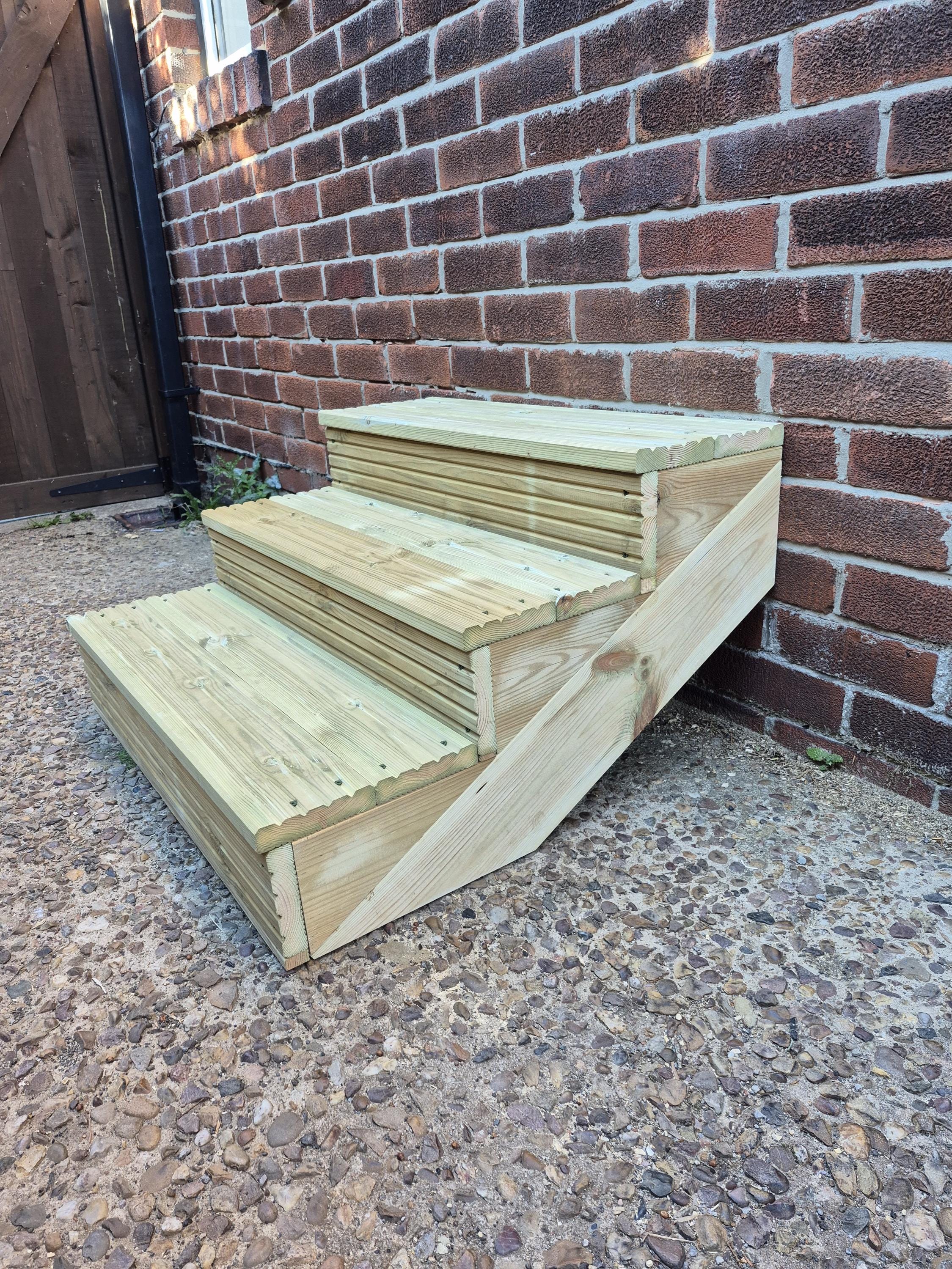 Stringer Steps Kit / Fully Assembled Delivered / Bespoke Size Available ...