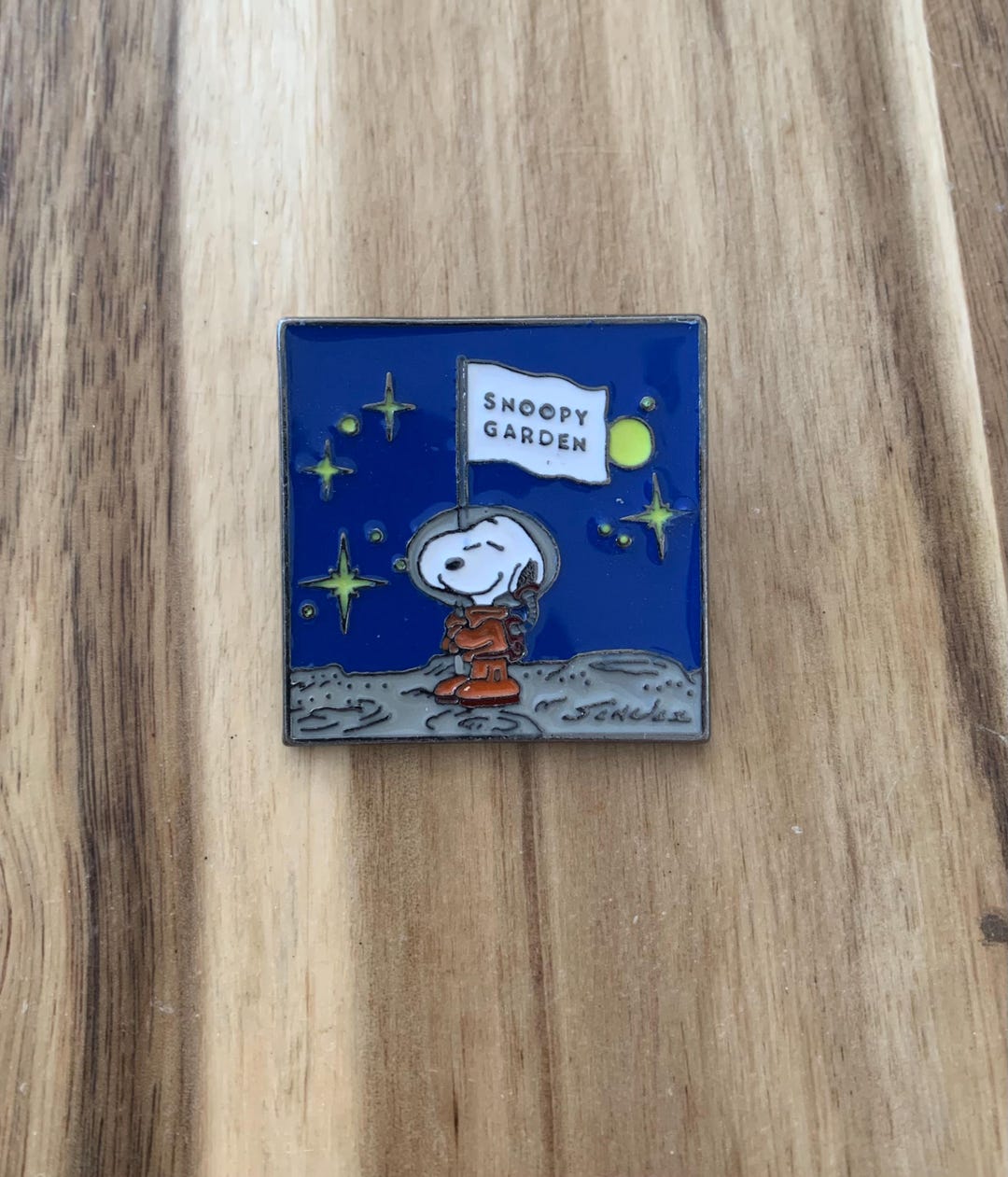 Peanuts Snoopy Astronaut Enameled Brooch Pin Badge NWOT - Etsy