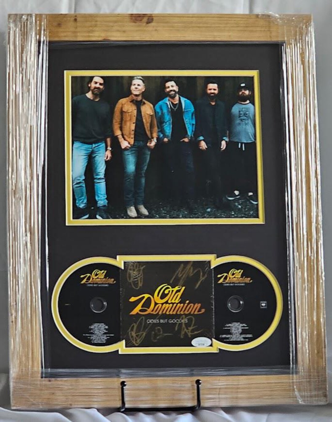 Old Dominion Signed Odies but Good CD Booklet Oldies Autographed JSA ...