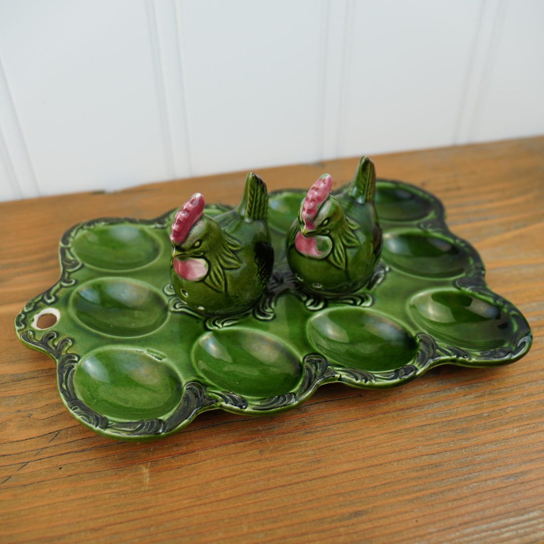 Vintage Devilled Egg Plate With Rooster Salt and Pepper Shakers ...