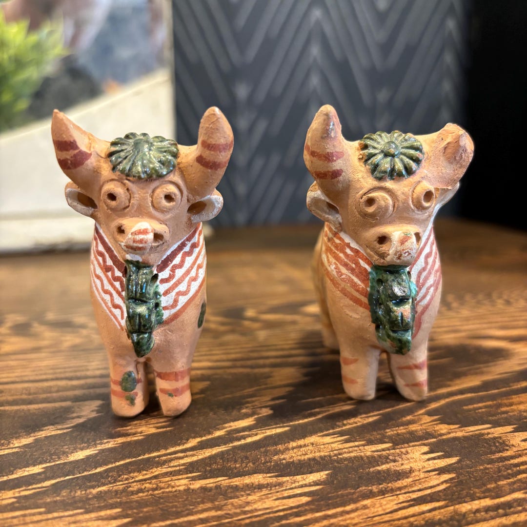 2 Vintage Peruvian Bulls Torito De Pucara Earthenware Pottery Pucara ...