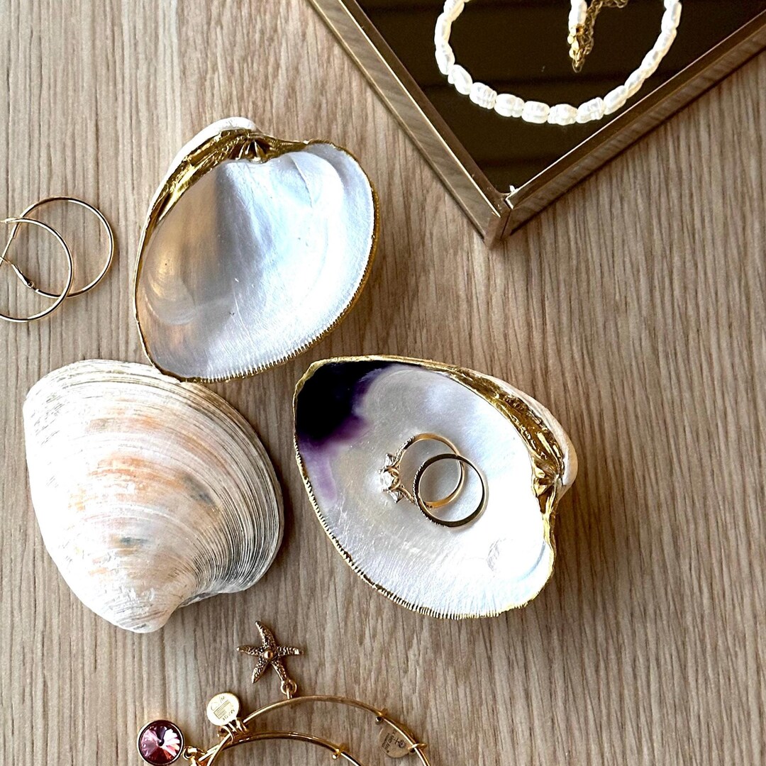 Clam Shell Jewelry Dish | Wedding Ring Holder | Christmas Gift ...