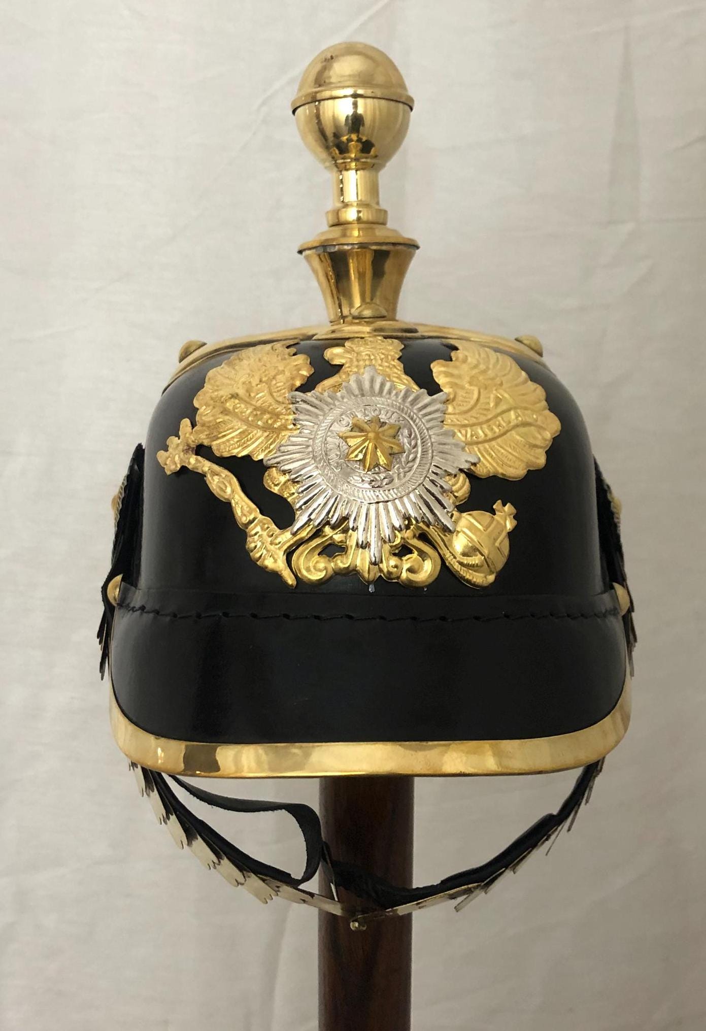 German Prussian Pickelhaube Helmet, Leather & Brass, LARP Cosplay - Etsy