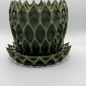Gothic Planter - Sculpted Black Pot for Indoor Plants - Modern Gift for ...