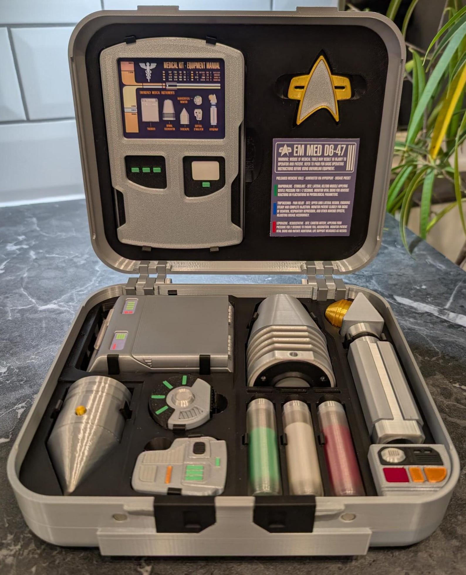 Starfleet Medical Kit With Medical Tools - 3D Printed Hand Finished ...
