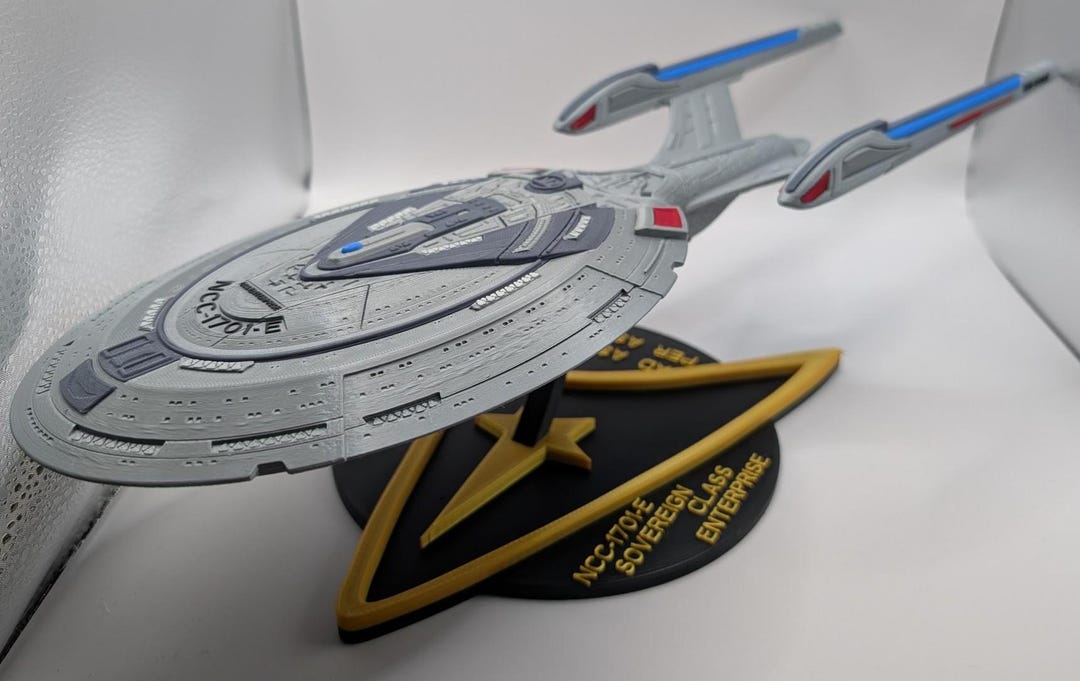 Star Trek USS Enterprise-e Model With Stand – 3D Printed Hand Finished ...
