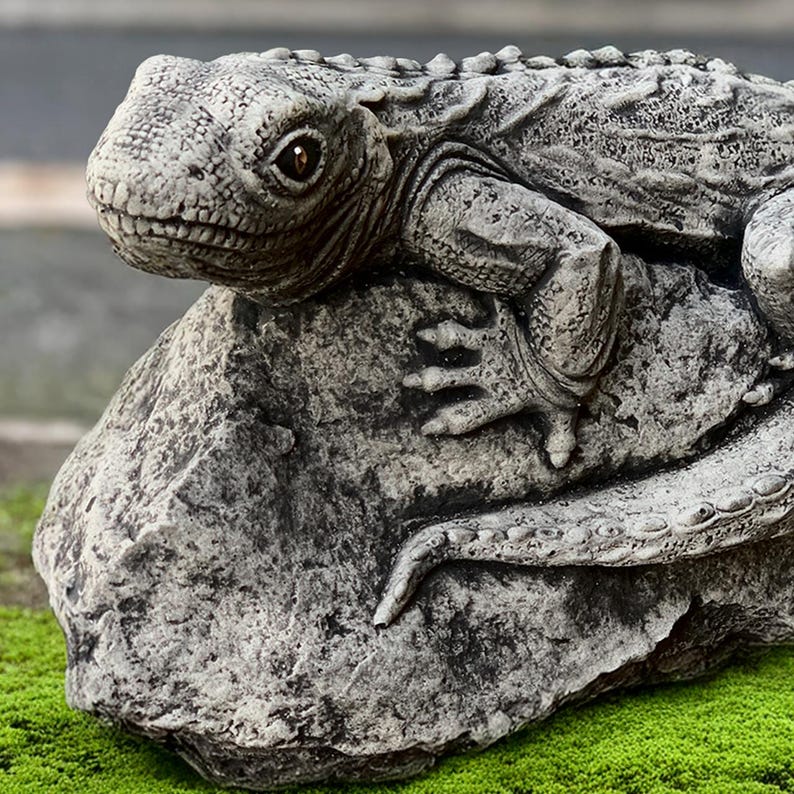 Amazing Lizard Garden Statue Concrete Reptile Sculpture Outdoor Lizard ...