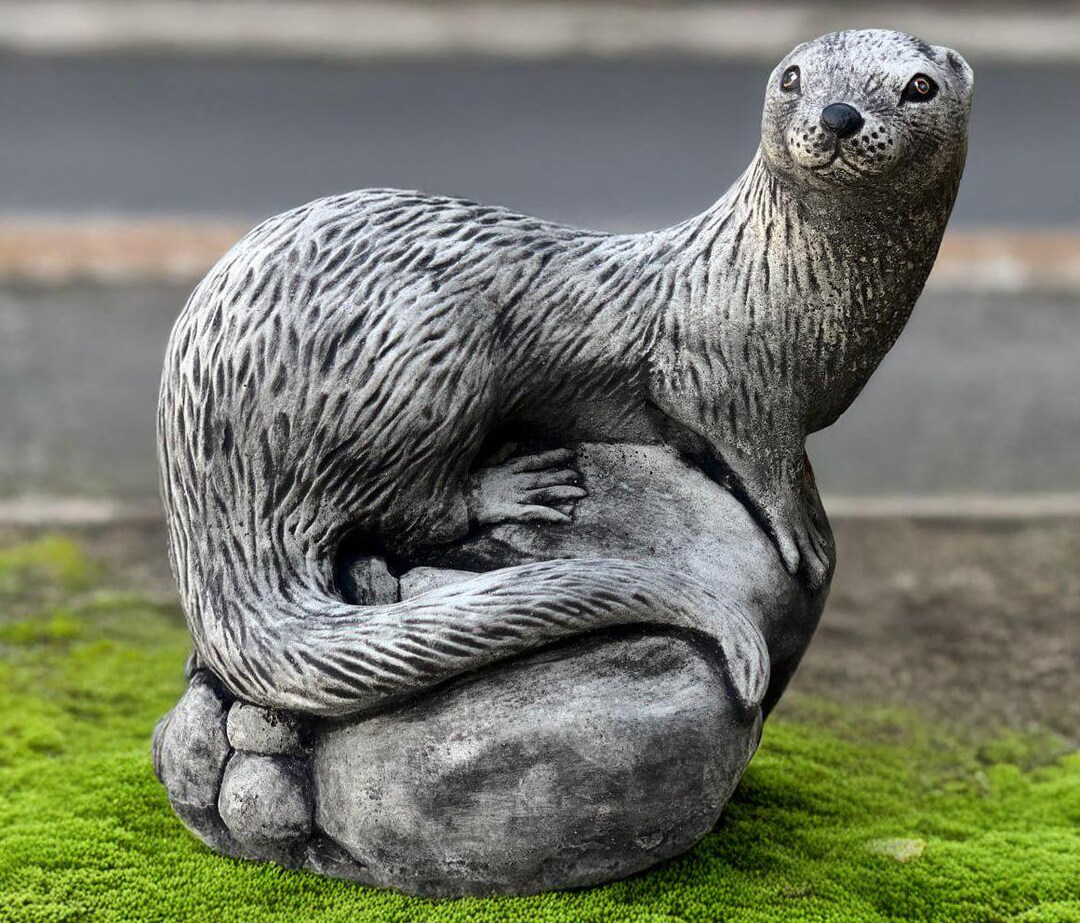 Stone Otter Statue Realistic River Otter Sculpture Handmade Wildlife ...