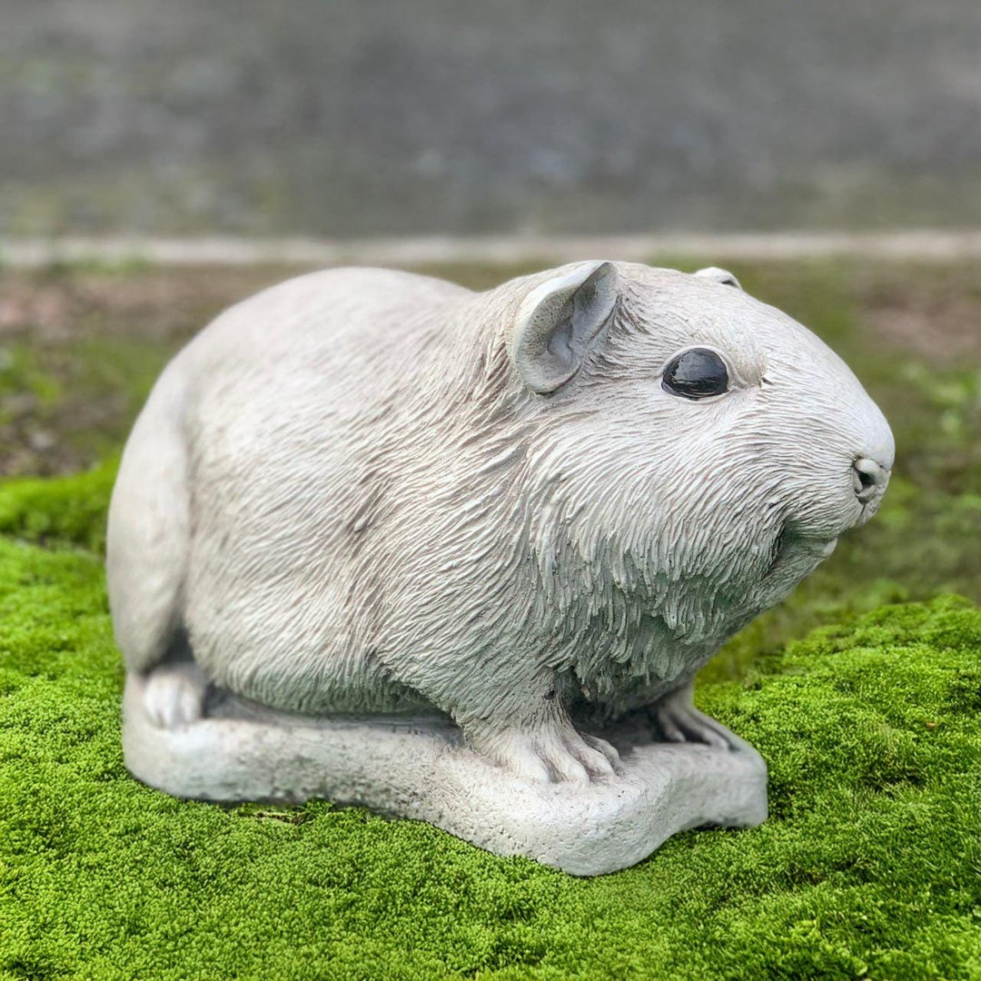 Realistic Guinea Pig Statue Handcrafted Stone Rodent Sculpture Concrete ...