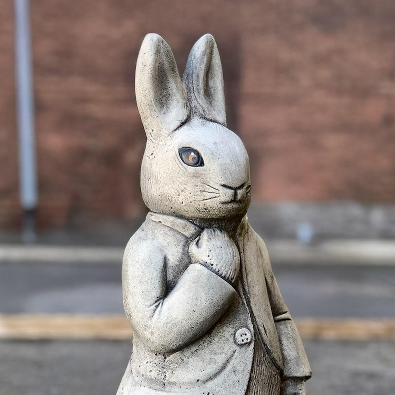 Outdoor Peter Rabbit Figurine Concrete Rabbit Statue Stone Animal ...