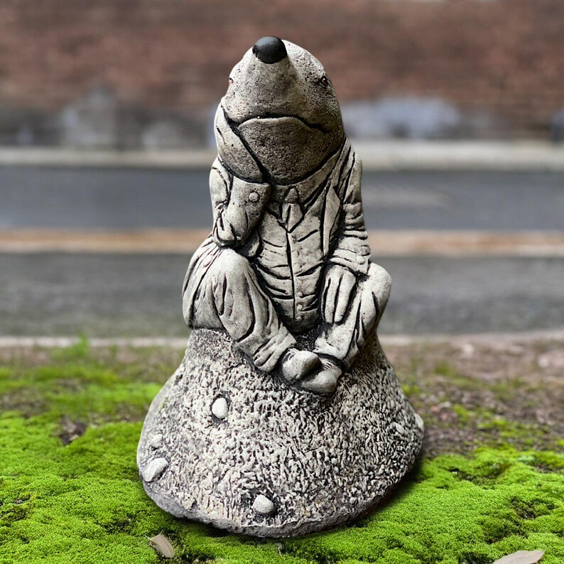 Elegant Sitting Mole Decor Concrete Garden Animal Statue Stone Mole ...