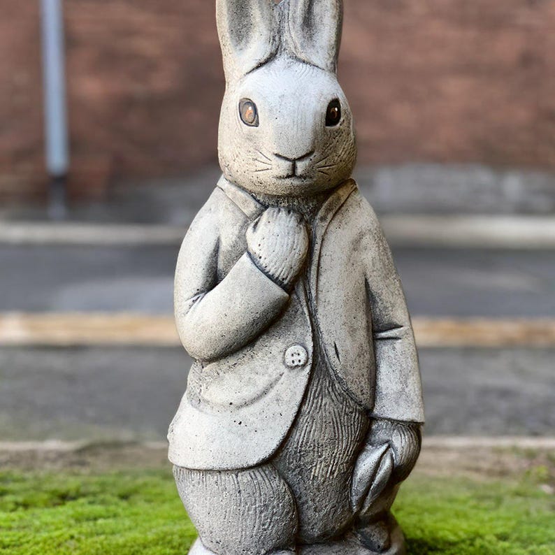 Outdoor Peter Rabbit Figurine Concrete Rabbit Statue Stone Animal ...