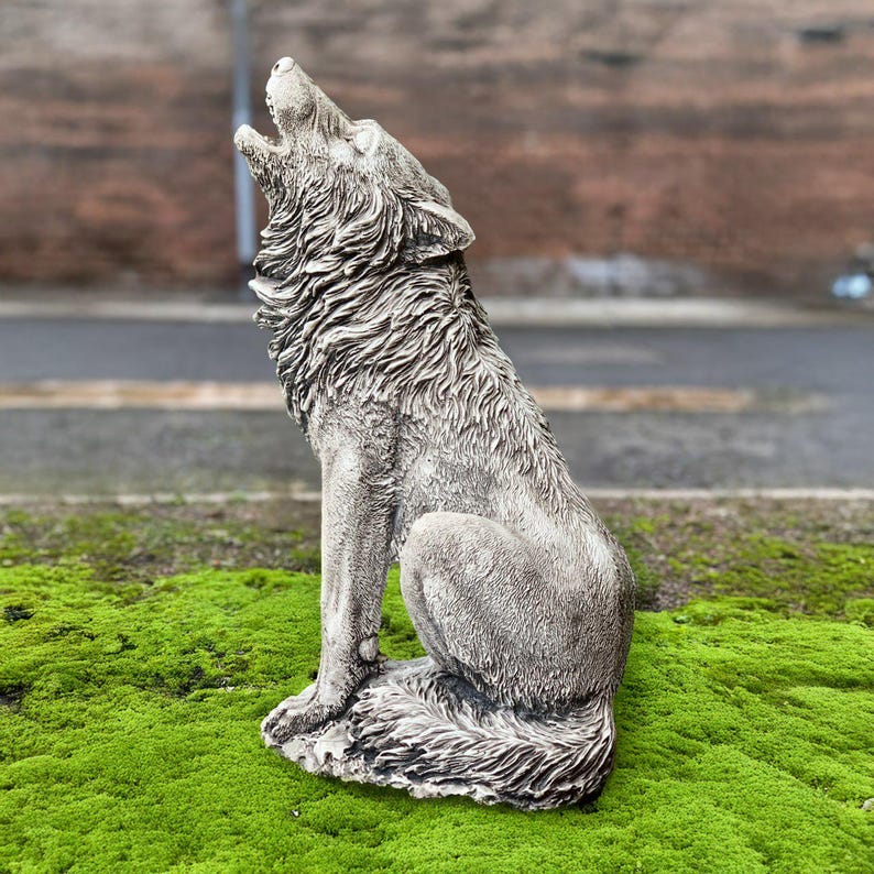 Large Howling Wolf Statue Concrete Wolf Sculpture for Garden Outdoor ...
