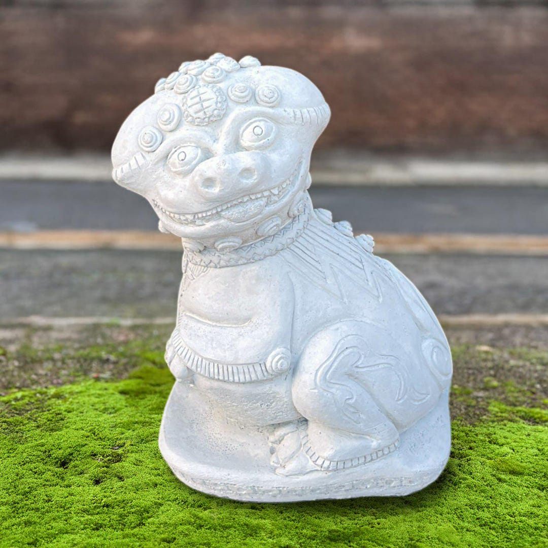 Chinese Guardian Lion Sculpture Concrete Foo Dog Statue Asian Protector ...