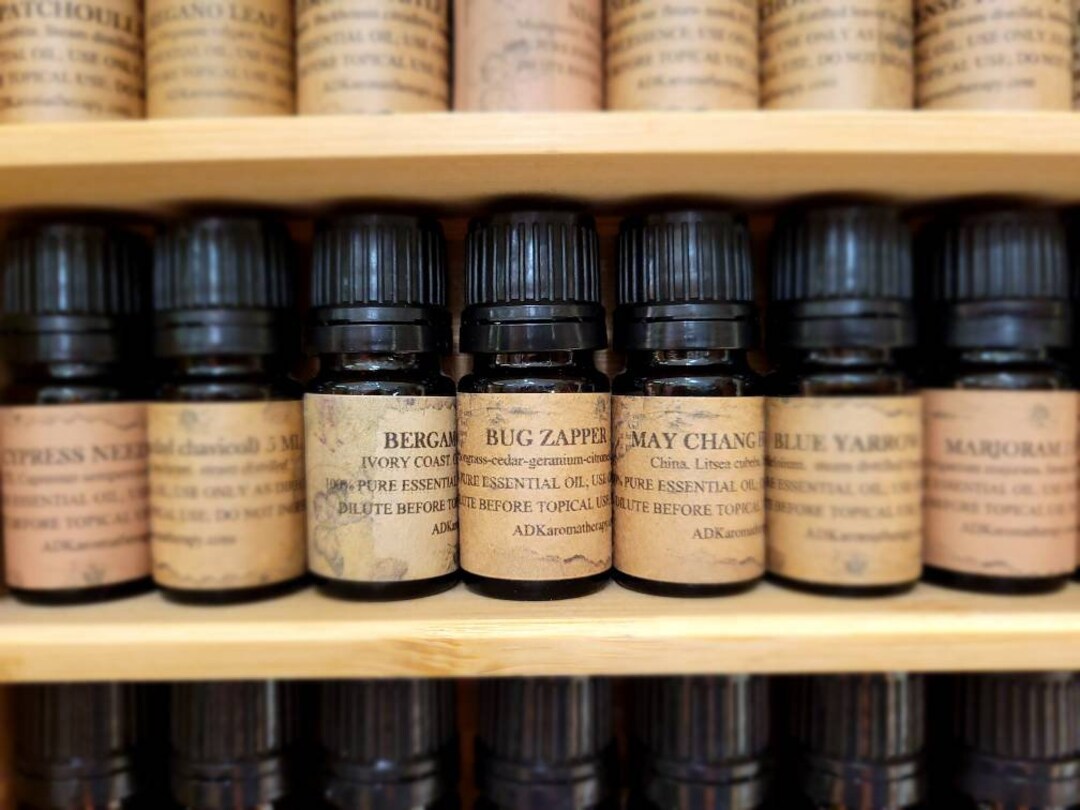 Bug Zapper Essential Oil Blend. Lemon Eucalyptus, Citronella, Cedar ...