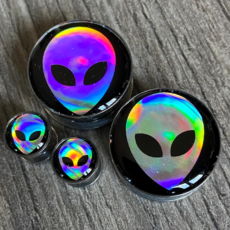 Holographic Alien Picture Plugs – Surgical Stainless Steel Gauges - Etsy