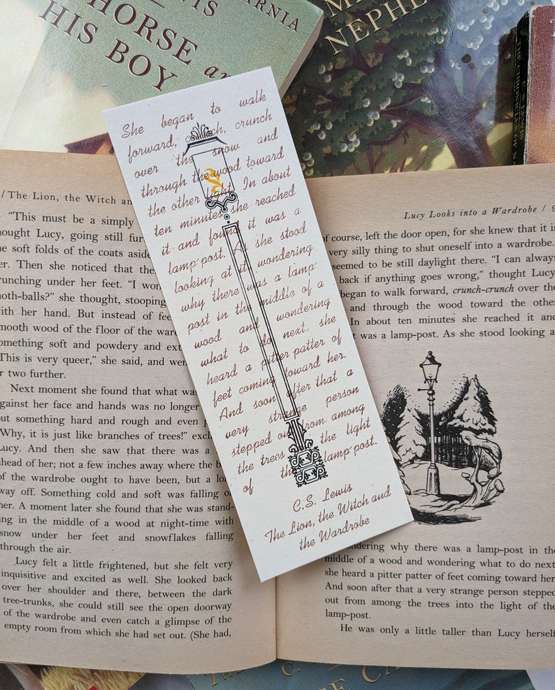 The Lion, the Witch and the Wardrobe Lamp-post Letterpress Bookmark - Etsy