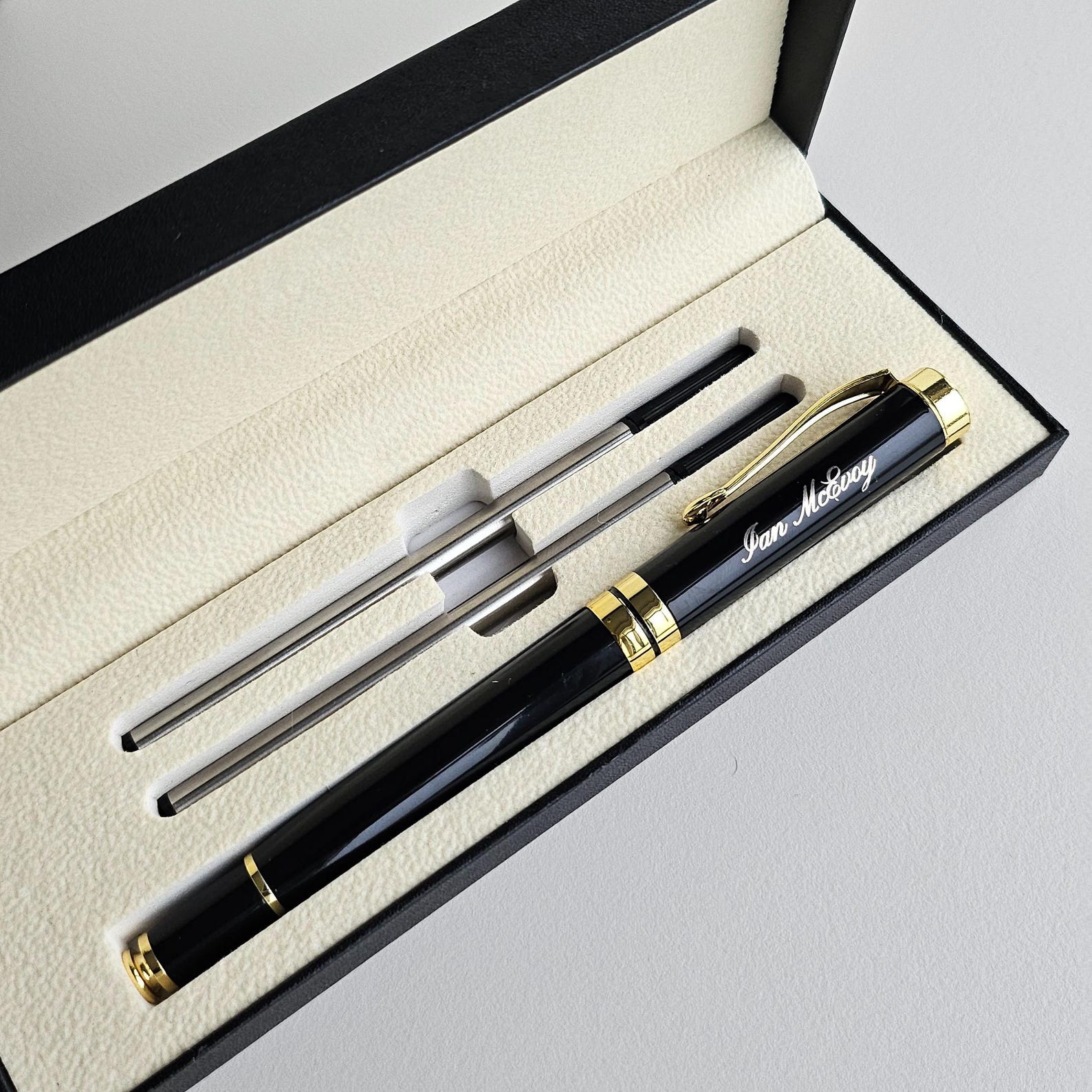 Custom Engraved Pen Gift Set | Personalised Graduation Present or ...