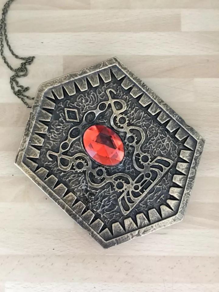 Bride of Chucky Heart of Damballa Amulet Child's Play Replica Large ...