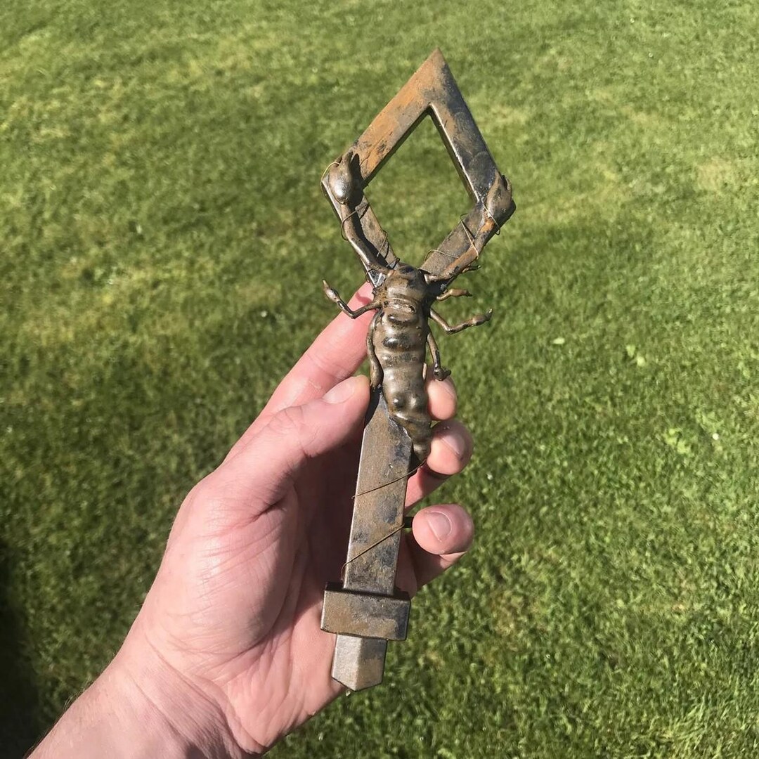 Resident Evil Key - Resident Evil 7 Scorpion Key! Resin Resident Evil ...